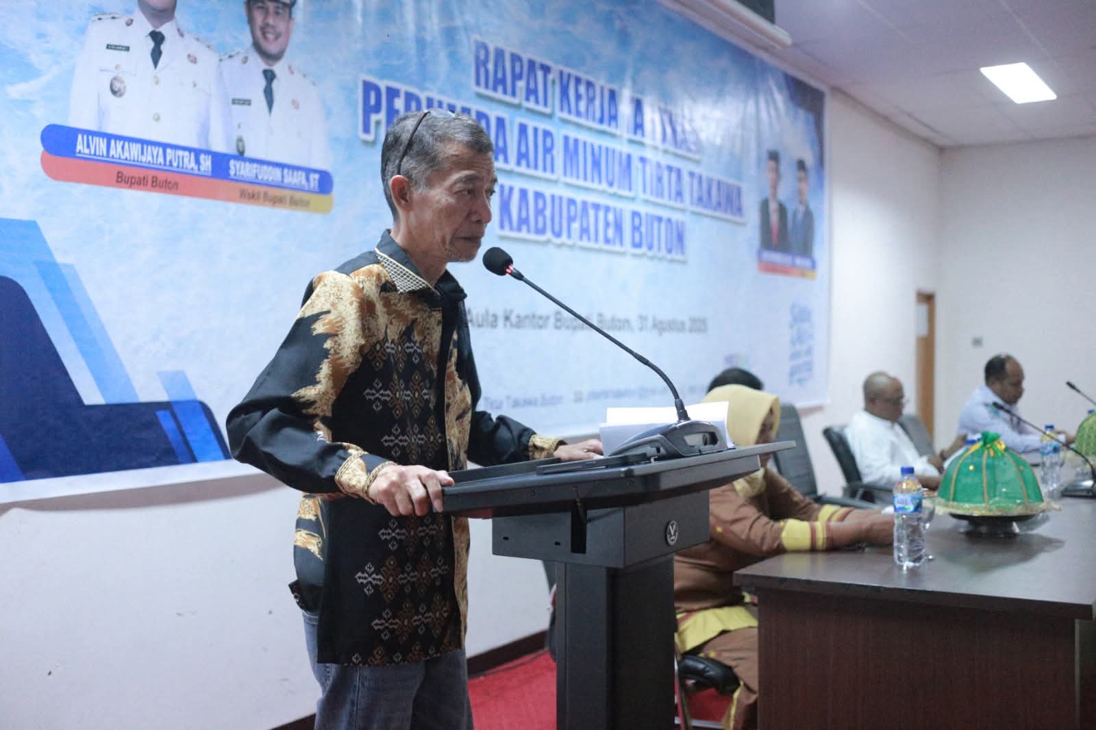 Bupati Buka Rapat Kerja Tahunan Perumda Air Minum Tirta Takawa ...